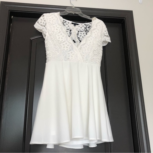 Entry | Dresses | Entry Aline Lace Top Cream Bottom Open Back Short ...